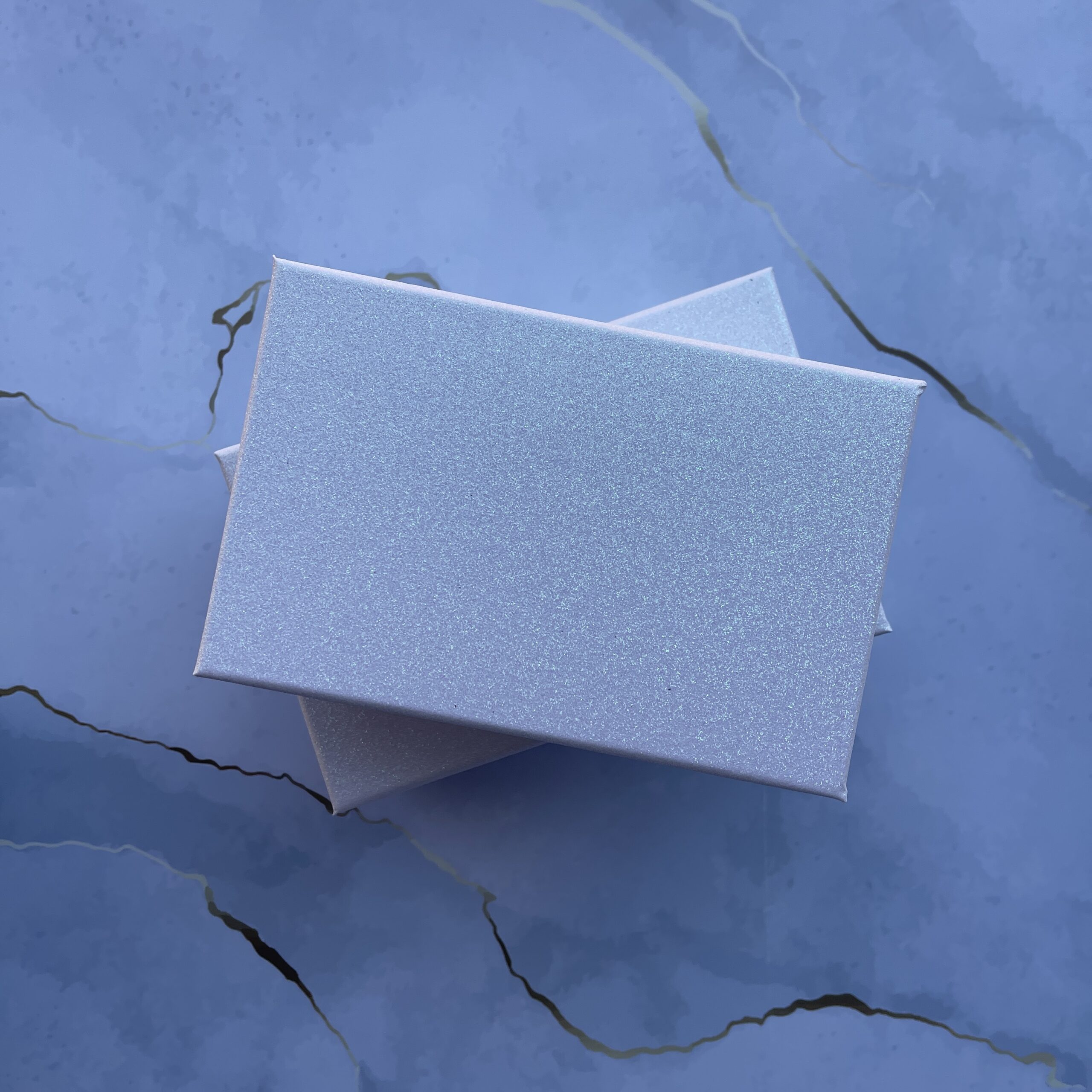 White Glitter Rectangle Gift Box – Small – Esskay